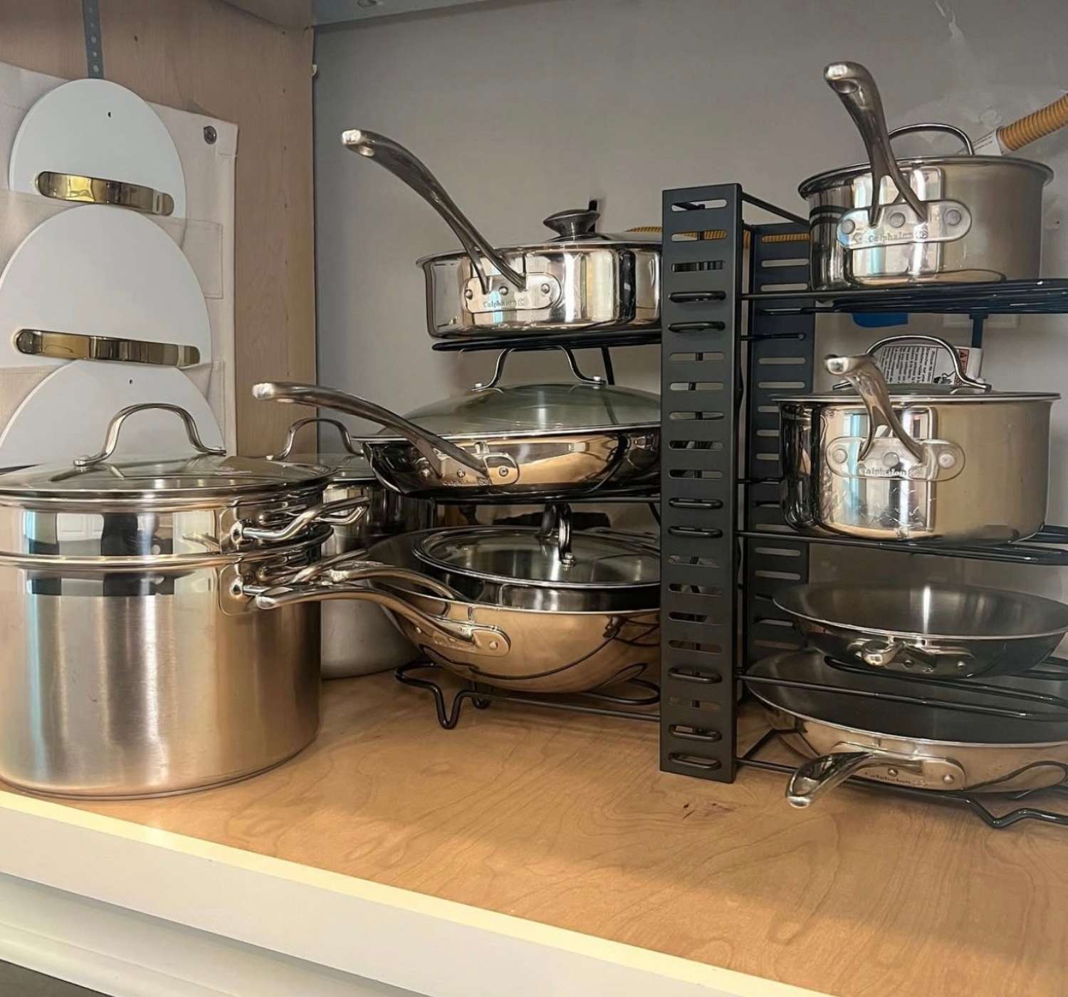 18 Space Saving Pots and Pans Storage Ideas You’ll Love